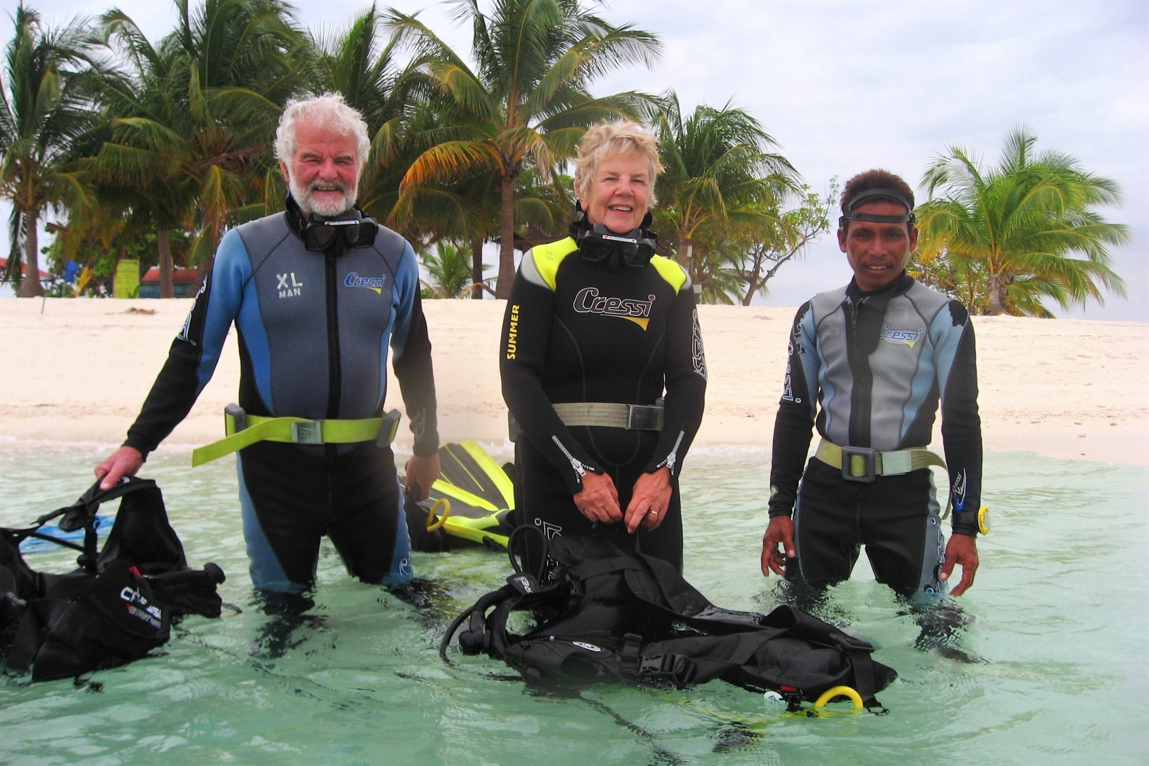 Teaching Your Parents to Scuba Dive - The Go Pro Family Blog